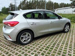 Pelēks Ford Focus 2021 Viļņa, ar dzinēja tilpumu 1.50 L un nobraukumu 80 tūkst. km par 11800 €, foto 9 vietnē AUTOMOTO.COM.LV