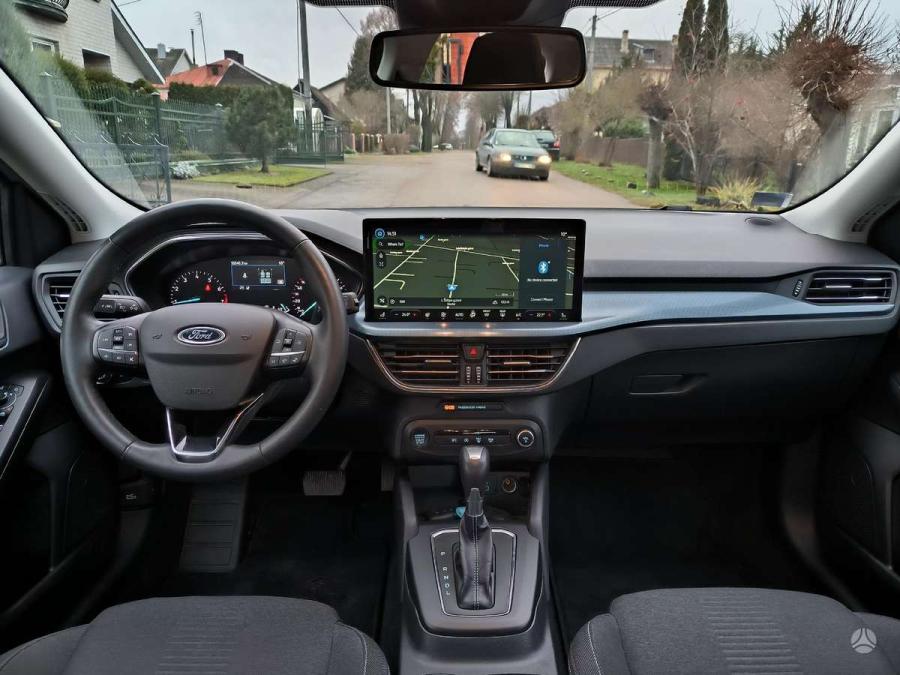 Pelēks Ford Focus 2023 Šauļi, ar dzinēja tilpumu 1.00 L un nobraukumu 50 tūkst. km par 9250 €, foto 19 vietnē AUTOMOTO.COM.LV