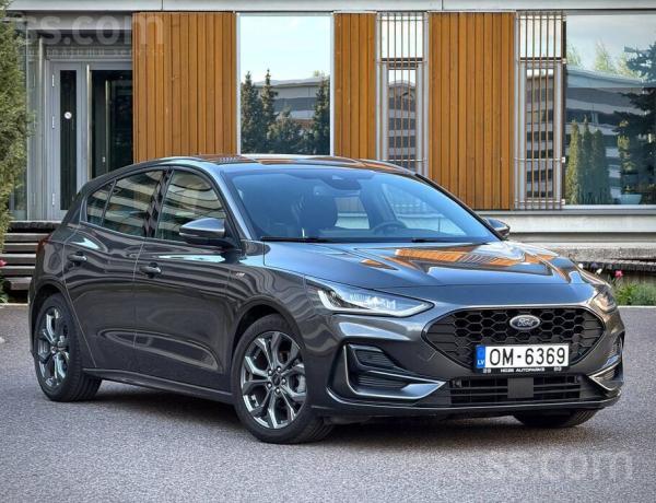 Grey Ford Focus 2023 in Riga, with an engine capacity of 1.50 L and mileage of 68 thousand km for 13500 €, photo 2 on AUTOMOTO.COM.LV