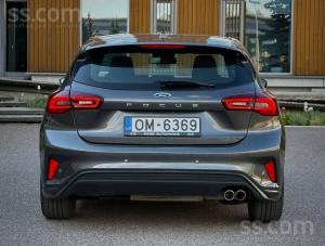 Grey Ford Focus 2023 in Riga, with an engine capacity of 1.50 L and mileage of 68 thousand km for 13500 €, photo 6 on AUTOMOTO.COM.LV