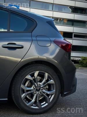 Grey Ford Focus 2023 in Riga, with an engine capacity of 1.50 L and mileage of 68 thousand km for 13500 €, photo 10 on AUTOMOTO.COM.LV