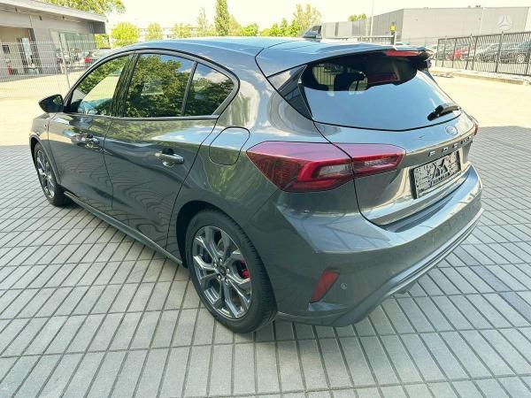 Pelēks Ford Focus 2023 Kauņa, ar dzinēja tilpumu 1.00 L un nobraukumu 194 tūkst. km par 11700 €, foto 4 vietnē AUTOMOTO.COM.LV