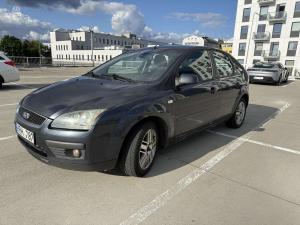 Pelēks Ford Focus 2006 Viļņa, ar dzinēja tilpumu 1.60 L un nobraukumu 400 tūkst. km par 800 €, foto 5 vietnē AUTOMOTO.COM.LV