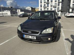 Pelēks Ford Focus 2006 Viļņa, ar dzinēja tilpumu 1.60 L un nobraukumu 400 tūkst. km par 800 €, foto 10 vietnē AUTOMOTO.COM.LV