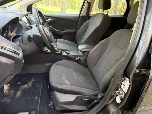 Grey Ford Focus 2016 in Utena, with an engine capacity of 1.50 L and mileage of 271 thousand km for 4750 €, photo 9 on AUTOMOTO.COM.LV