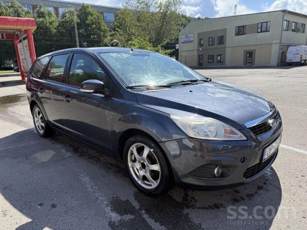 Grey Ford Focus 2009 in Riga, with an engine capacity of 1.60 L and mileage of 350 thousand km for 950 €, photo 3 on AUTOMOTO.COM.LV