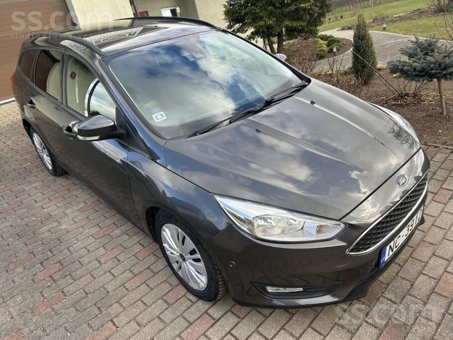 Grey Ford Focus 2016 in Limbazi, with an engine capacity of 1.60 L and mileage of 138 thousand km for 5700 €, photo 3 on AUTOMOTO.COM.LV