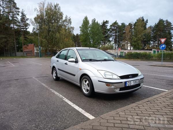 Grey Ford Focus 2000 in Ogre, with an engine capacity of 1.60 L and mileage of 126 thousand km for 1800 €, photo 3 on AUTOMOTO.COM.LV