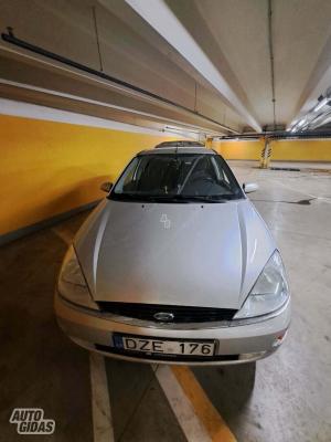 Grey Ford Focus 2001 in Vilnius, with an engine capacity of 1.60 L and mileage of 190 thousand km for 1000 €, photo 4 on AUTOMOTO.COM.LV