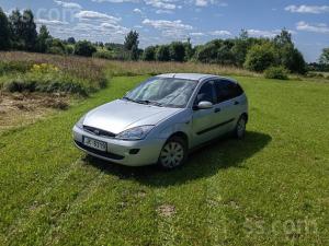 Grey Ford Focus 2001 in Rezekne, with an engine capacity of 1.60 L and mileage of 292 thousand km for 450 €, photo 7 on AUTOMOTO.COM.LV