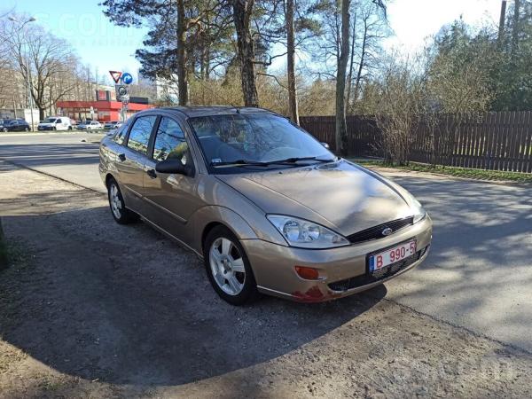 Grey Ford Focus 2003 in Riga, with an engine capacity of 2.00 L and mileage of 140 thousand km for 2300 €, photo 1 on AUTOMOTO.COM.LV