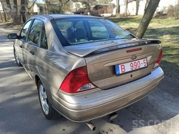 Grey Ford Focus 2003 in Riga, with an engine capacity of 2.00 L and mileage of 140 thousand km for 2300 €, photo 5 on AUTOMOTO.COM.LV