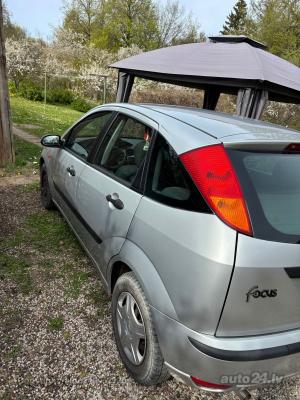 Pelēks Ford Focus 2003 Rīga, ar dzinēja tilpumu 1.60 L un nobraukumu 68 tūkst. km par 1300 €, foto 4 vietnē AUTOMOTO.COM.LV