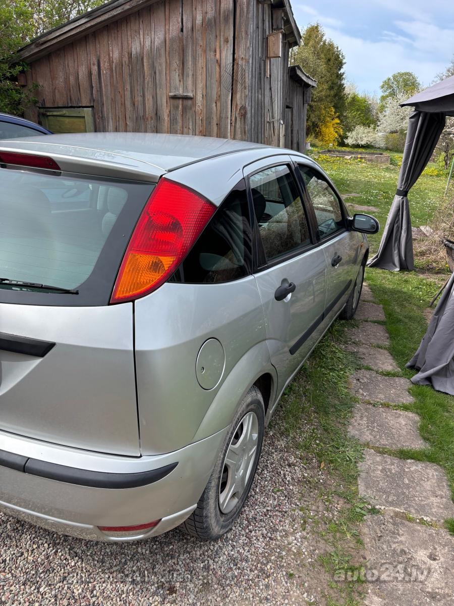 Pelēks Ford Focus 2003 Rīga, ar dzinēja tilpumu 1.60 L un nobraukumu 68 tūkst. km par 1300 €, foto 6 vietnē AUTOMOTO.COM.LV
