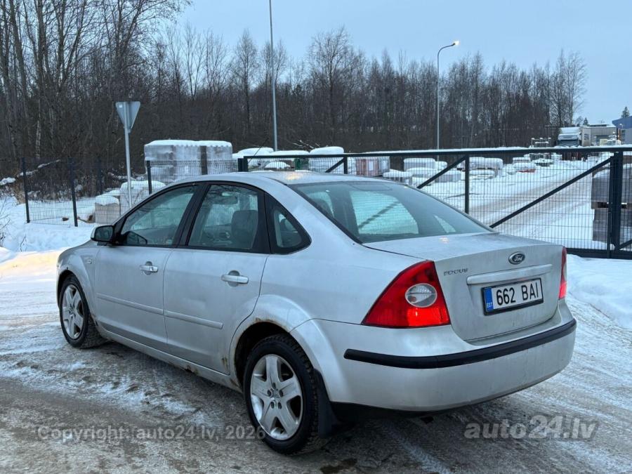 Grey Ford Focus 2007 in Rapla, with an engine capacity of 1.60 L and mileage of 323 thousand km for 600 €, photo 3 on AUTOMOTO.COM.LV