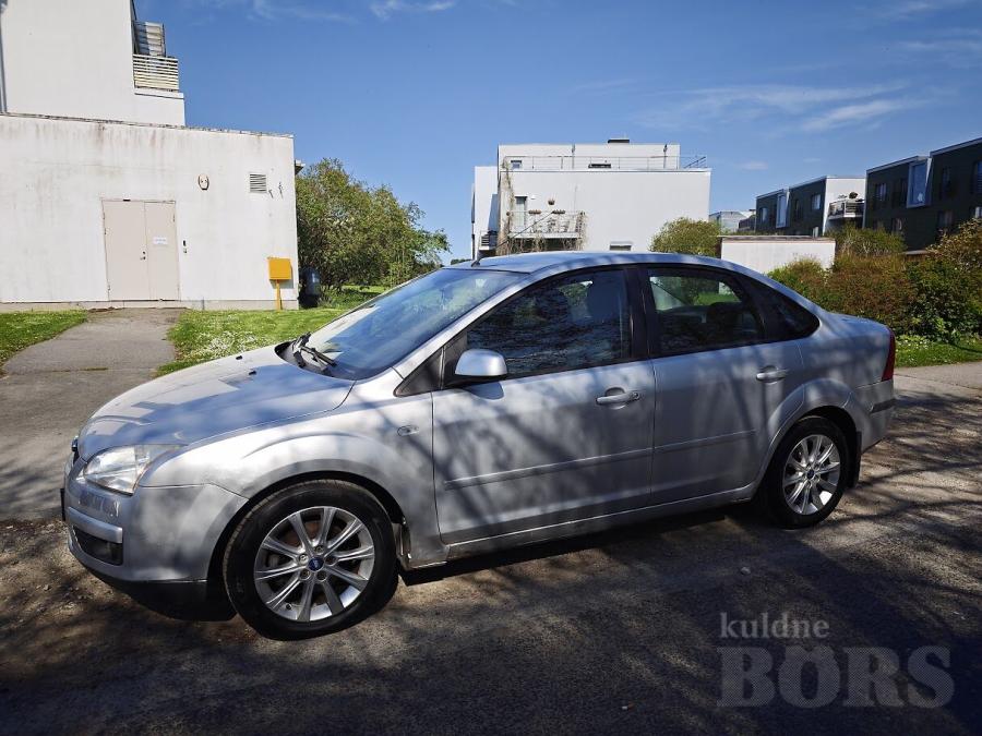 Pelēks Ford Focus 2007 Tallina, ar dzinēja tilpumu 1.60 L un nobraukumu 165 tūkst. km par 3200 €, foto 4 vietnē AUTOMOTO.COM.LV