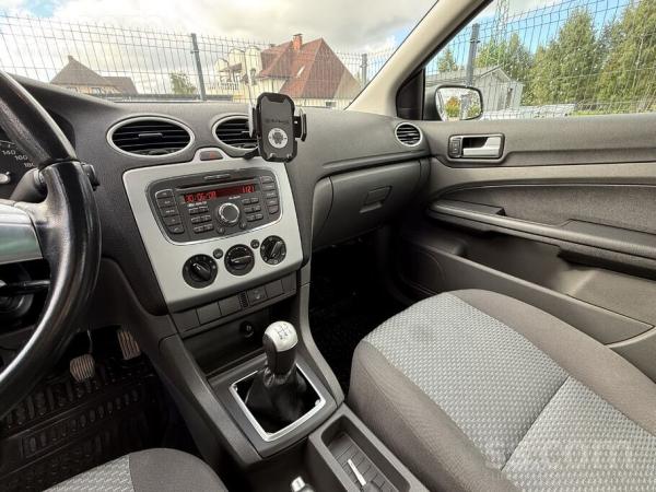 Форд Фокус 2007 в Елгава на AUTOMOTO.COM.LV Серый Форд Фокус 2007 в Елгава, объемом двигателя 1.60 л и пробегом 183 тыс. км за 1500 €, фото 6 на AUTOMOTO.COM.LV