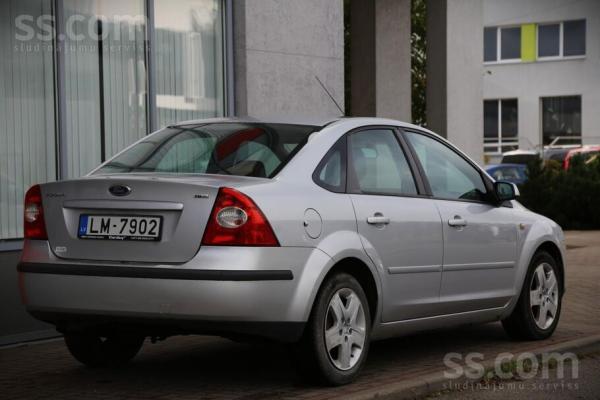 Grey Ford Focus 2007 in Riga, with an engine capacity of 1.60 L and mileage of 183 thousand km for 1295 €, photo 7 on AUTOMOTO.COM.LV