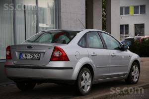 Pelēks Ford Focus 2007 Rīga, ar dzinēja tilpumu 1.60 L un nobraukumu 183 tūkst. km par 1295 €, foto 7 vietnē AUTOMOTO.COM.LV