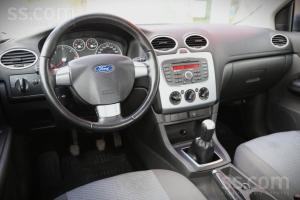 Pelēks Ford Focus 2007 Rīga, ar dzinēja tilpumu 1.60 L un nobraukumu 183 tūkst. km par 1295 €, foto 8 vietnē AUTOMOTO.COM.LV