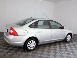 Pelēks Ford Focus 2008 Tallina, ar dzinēja tilpumu 1.60 L un nobraukumu 143 tūkst. km par 1999 €, foto 3 vietnē AUTOMOTO.COM.LV