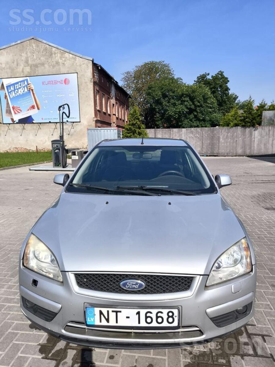 Pelēks Ford Focus 2008 Liepāja, ar dzinēja tilpumu 1.60 L un nobraukumu 299 tūkst. km par 1500 €, foto 1 vietnē AUTOMOTO.COM.LV