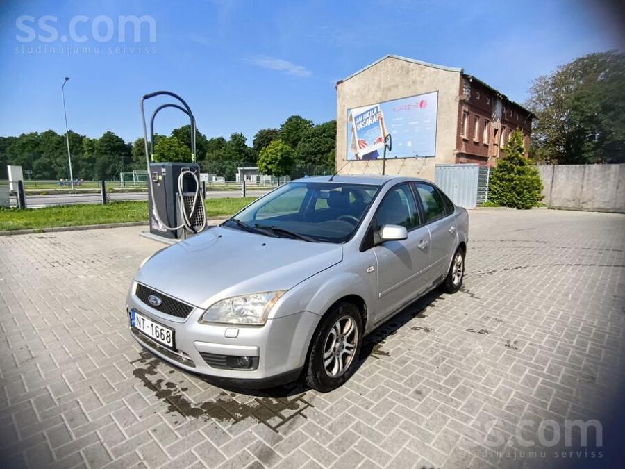 Pelēks Ford Focus 2008 Liepāja, ar dzinēja tilpumu 1.60 L un nobraukumu 299 tūkst. km par 1500 €, foto 3 vietnē AUTOMOTO.COM.LV