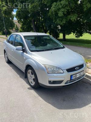 Grey Ford Focus 2008 in Ventspils, with an engine capacity of 1.60 L and mileage of 192 thousand km for 750 €, photo  on AUTOMOTO.COM.LV