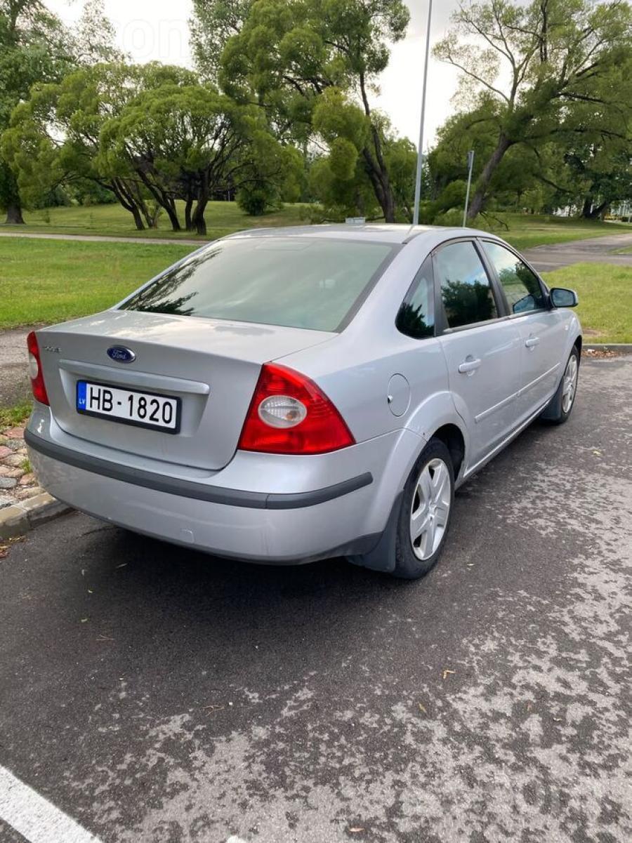 Pelēks Ford Focus 2008 Ventspils, ar dzinēja tilpumu 1.60 L un nobraukumu 192 tūkst. km par 750 €, foto 3 vietnē AUTOMOTO.COM.LV