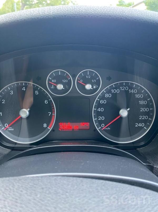 Pelēks Ford Focus 2008 Ventspils, ar dzinēja tilpumu 1.60 L un nobraukumu 192 tūkst. km par 750 €, foto 7 vietnē AUTOMOTO.COM.LV