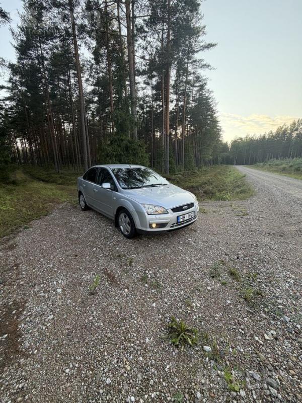 Pelēks Ford Focus 2008 Ventspils, ar dzinēja tilpumu 1.60 L un nobraukumu 196 tūkst. km par 750 €, foto 1 vietnē AUTOMOTO.COM.LV