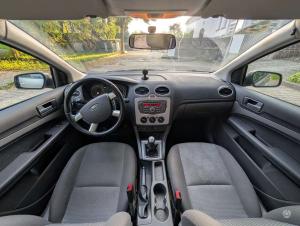 Pelēks Ford Focus 2008 Viļņa, ar dzinēja tilpumu 1.60 L un nobraukumu 203 tūkst. km par 700 €, foto 5 vietnē AUTOMOTO.COM.LV