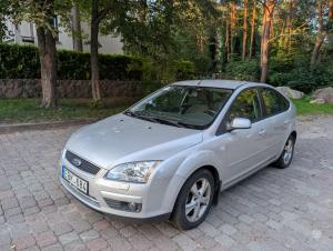 Pelēks Ford Focus 2008 Viļņa, ar dzinēja tilpumu 1.60 L un nobraukumu 203 tūkst. km par 700 €, foto 9 vietnē AUTOMOTO.COM.LV
