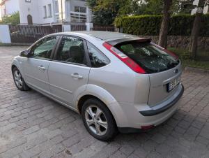 Pelēks Ford Focus 2008 Viļņa, ar dzinēja tilpumu 1.60 L un nobraukumu 203 tūkst. km par 700 €, foto 11 vietnē AUTOMOTO.COM.LV