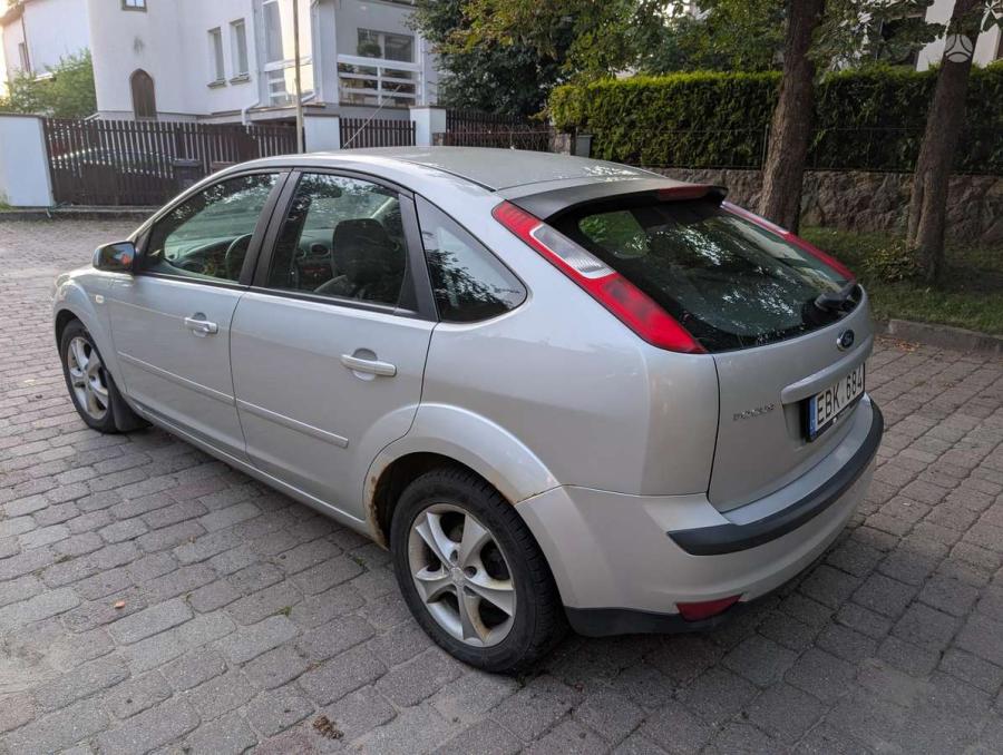 Pelēks Ford Focus 2008 Viļņa, ar dzinēja tilpumu 1.60 L un nobraukumu 203 tūkst. km par 700 €, foto 11 vietnē AUTOMOTO.COM.LV