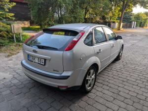 Pelēks Ford Focus 2008 Viļņa, ar dzinēja tilpumu 1.60 L un nobraukumu 203 tūkst. km par 700 €, foto 13 vietnē AUTOMOTO.COM.LV