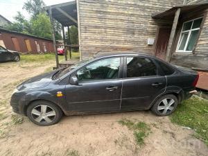 Pelēks Ford Focus 2008 Rīga, ar dzinēja tilpumu 1.60 L un nobraukumu 173 tūkst. km par 800 €, foto 4 vietnē AUTOMOTO.COM.LV