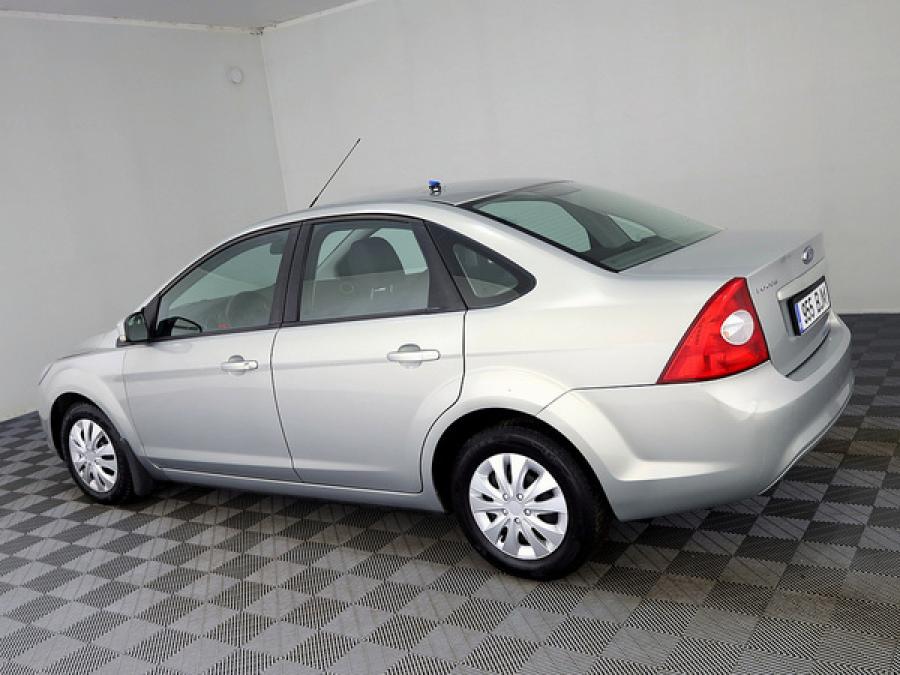 Pelēks Ford Focus 2008 Tallina, ar dzinēja tilpumu 1.60 L un nobraukumu 143 tūkst. km par 1299 €, foto 5 vietnē AUTOMOTO.COM.LV
