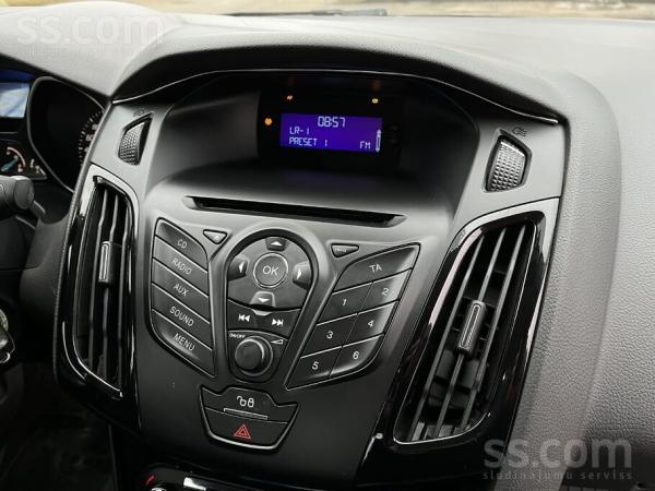 Pelēks Ford Focus 2011 Daugavpils, ar dzinēja tilpumu 1.60 L un nobraukumu 0 tūkst. km par 3350 €, foto 10 vietnē AUTOMOTO.COM.LV