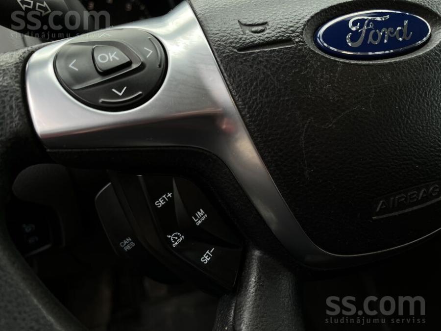 Pelēks Ford Focus 2011 Daugavpils, ar dzinēja tilpumu 1.60 L un nobraukumu 0 tūkst. km par 3350 €, foto 8 vietnē AUTOMOTO.COM.LV