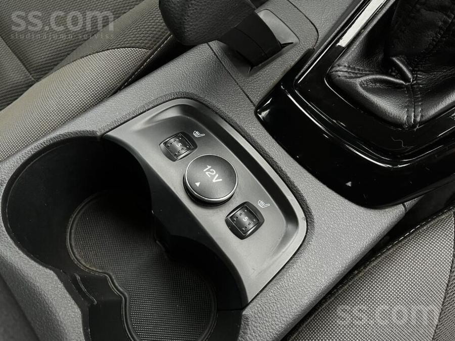 Pelēks Ford Focus 2011 Daugavpils, ar dzinēja tilpumu 1.60 L un nobraukumu 0 tūkst. km par 3350 €, foto 9 vietnē AUTOMOTO.COM.LV