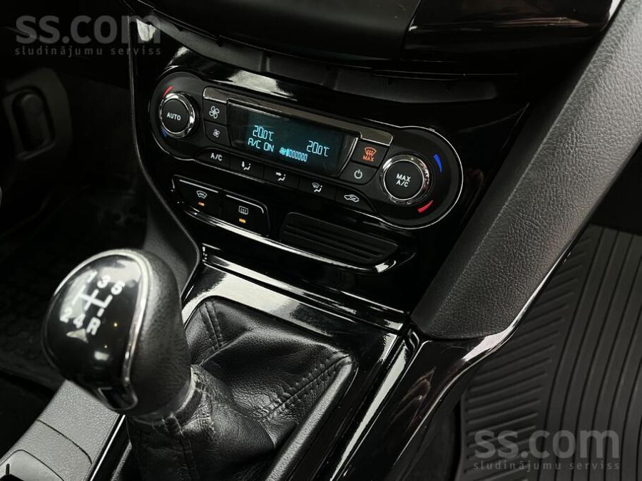 Pelēks Ford Focus 2011 Daugavpils, ar dzinēja tilpumu 1.60 L un nobraukumu 0 tūkst. km par 3350 €, foto 10 vietnē AUTOMOTO.COM.LV