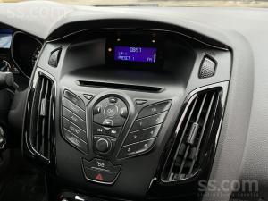 Pelēks Ford Focus 2011 Daugavpils, ar dzinēja tilpumu 1.60 L un nobraukumu 0 tūkst. km par 3350 €, foto 11 vietnē AUTOMOTO.COM.LV
