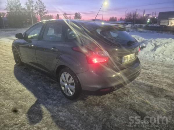 Grey Ford Focus 2012 in Daugavpils, with an engine capacity of 1.60 L and mileage of 368 thousand km for 1480 €, photo 6 on AUTOMOTO.COM.LV