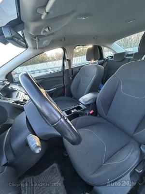 Grey Ford Focus 2015 in Tallinn, with an engine capacity of 1.00 L and mileage of 175 thousand km for 4900 €, photo 13 on AUTOMOTO.COM.LV