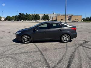Grey Ford Focus 2015 in Kaunas, with an engine capacity of 1.00 L and mileage of 137 thousand km for 4200 €, photo 4 on AUTOMOTO.COM.LV