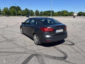 Grey Ford Focus 2015 in Kaunas, with an engine capacity of 1.00 L and mileage of 137 thousand km for 4200 €, photo 5 on AUTOMOTO.COM.LV