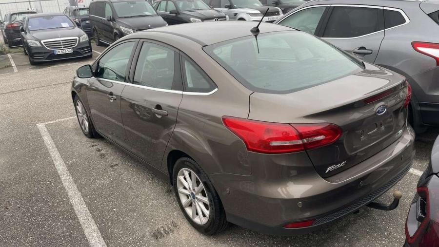 Grey Ford Focus 2017 in Vilnius, with an engine capacity of 1.00 L and mileage of 127 thousand km for 3600 €, photo 1 on AUTOMOTO.COM.LV