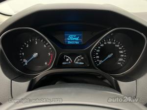 Grey Ford Focus 2018 in Parnu, with an engine capacity of 1.50 L and mileage of 254 thousand km for 5990 €, photo 13 on AUTOMOTO.COM.LV