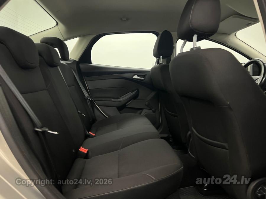Grey Ford Focus 2018 in Parnu, with an engine capacity of 1.50 L and mileage of 254 thousand km for 5990 €, photo 19 on AUTOMOTO.COM.LV